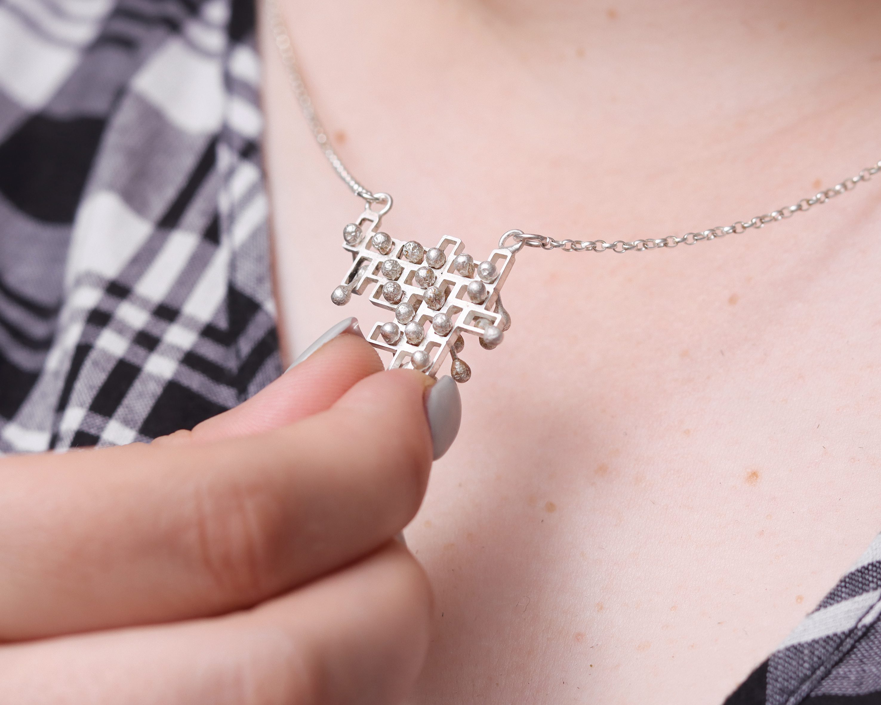 Kinetic fidget large silver pendant, style 2. – Urban Makers